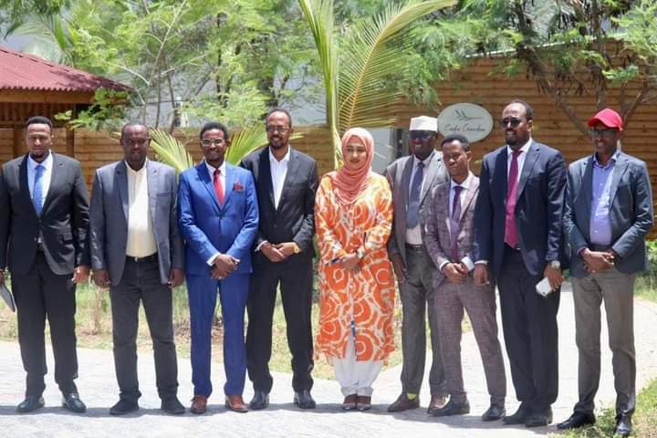 Wasiirada Dowlad Gobaleedyada dalka oo soo saaray Warsaxaafadeed