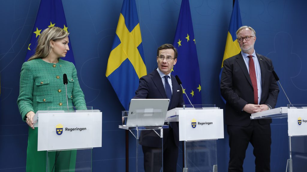 Khilaaf ka Dhex Jira Dowlada Sweden iyo Xisbiga SD ee ku aadan ...