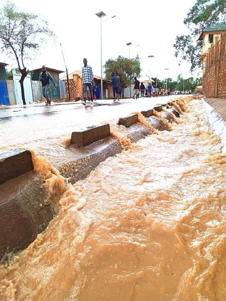 Roobab xooggan oo sababay dhimasho & burbur oo ka da’ay Magaalada Baydhabo