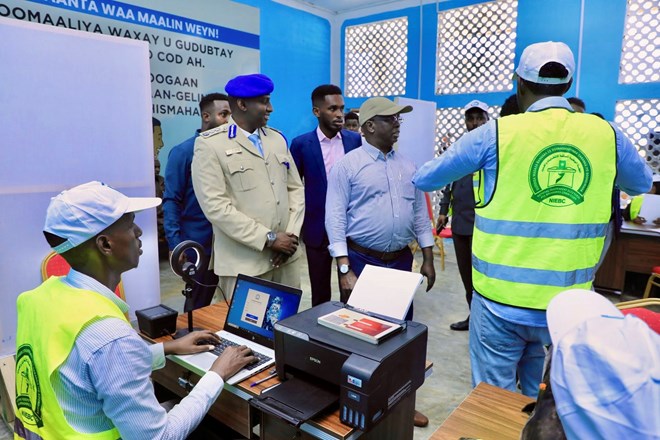 Magaalada Muqdisho oo Rasi ah looga bilaabay Diiwaangalinta Doorasho ...
